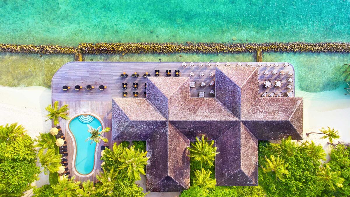 Kuredu Island Resort and Spa, Malé, Maldives | Oyster Diving Trips