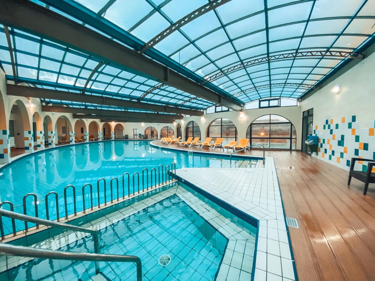 Paradise Bay, Malta - Oyster Diving